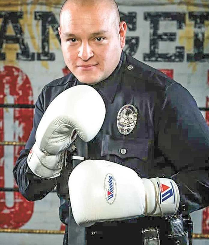 LAPD Officer Efrain Moreno boxes his way to the top | Alive! News